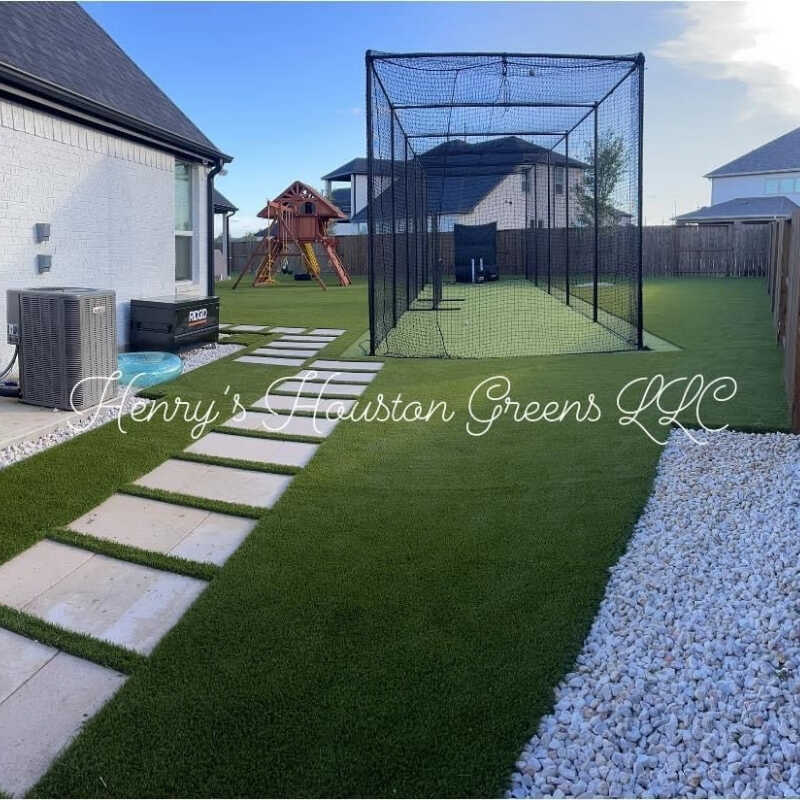 Trusted Putting Green Service in Houston,TX - Henry's Houston Greens LLC
