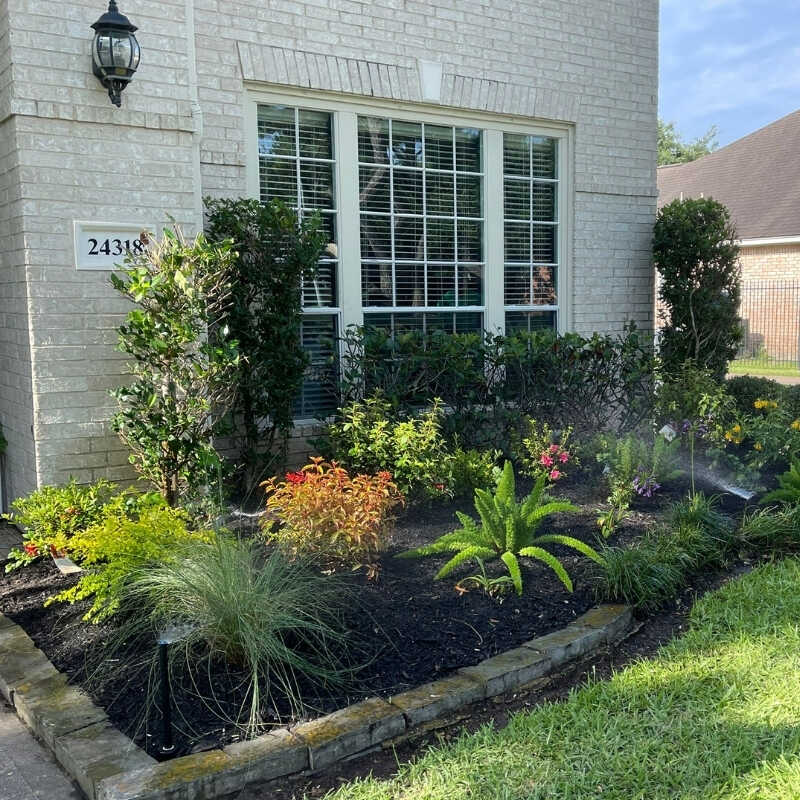 Top Notch Putting Green Service in Houston,TX - Henry's Houston Greens LLC