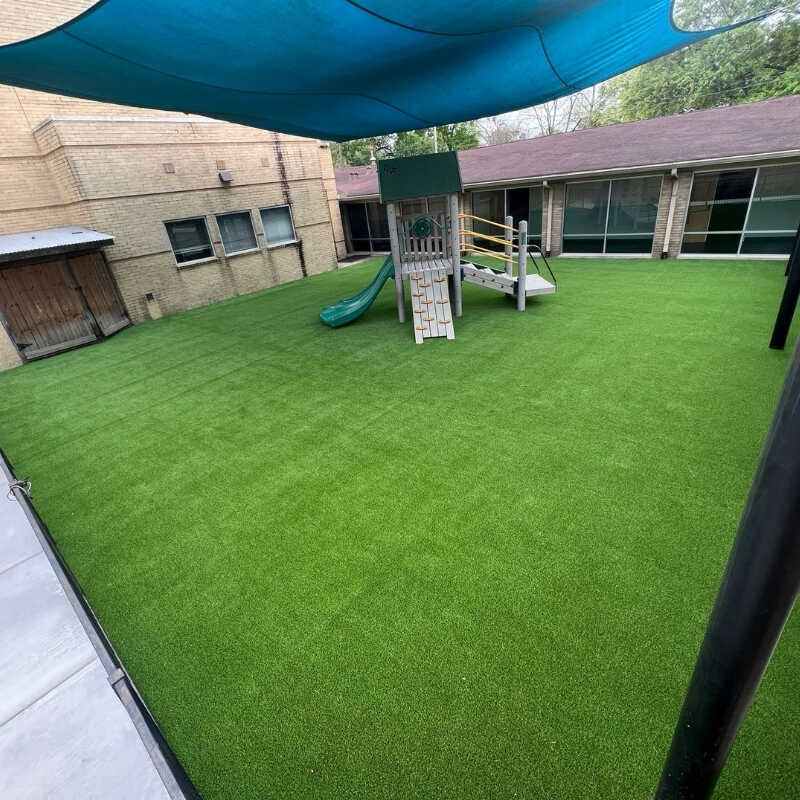 Trusted Putting Green Service in Houston,TX - Henry's Houston Greens LLC